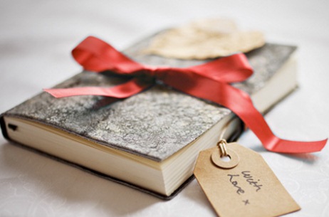 Holiday_Books_Large | Eric Devine