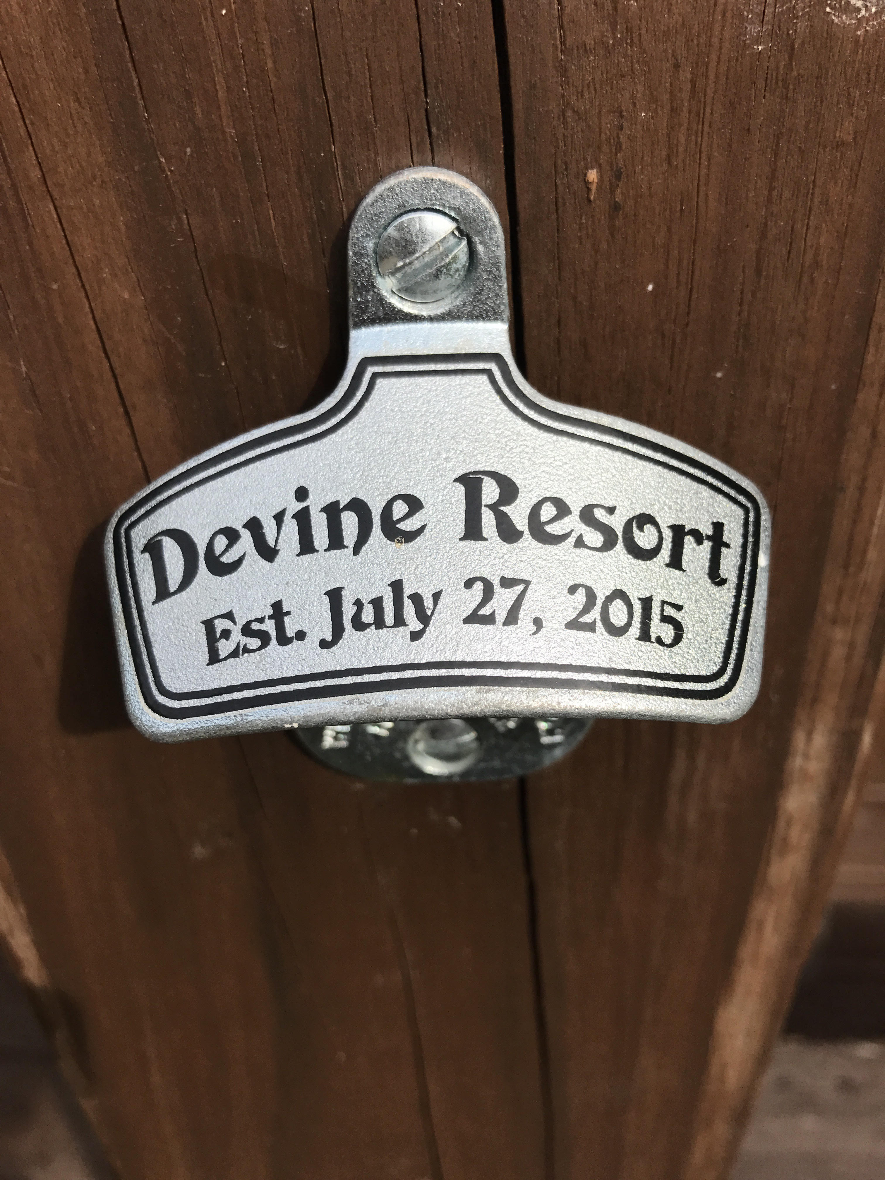 Resort | Eric Devine